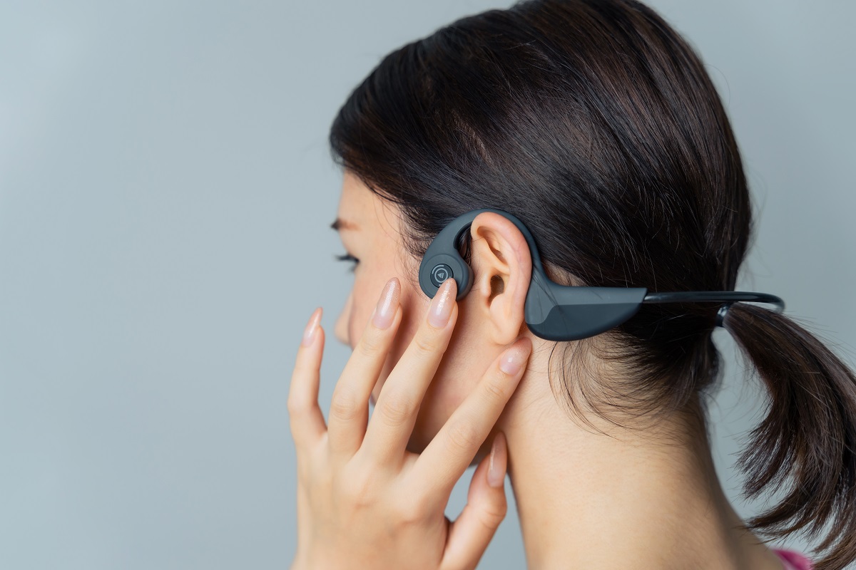 Best Headsets For Remote Work: 5 Brands That Meet Your Top 5 Headset Needs