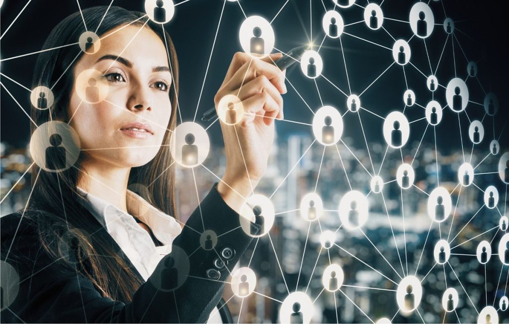 Changing HR Roles In A Remote World: 8 Things To Note